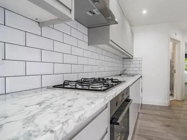 183 Replingham Road, London, SW18 5LW, United Kingdom | 1 bed apartment for rent #139621066 | Rentberry