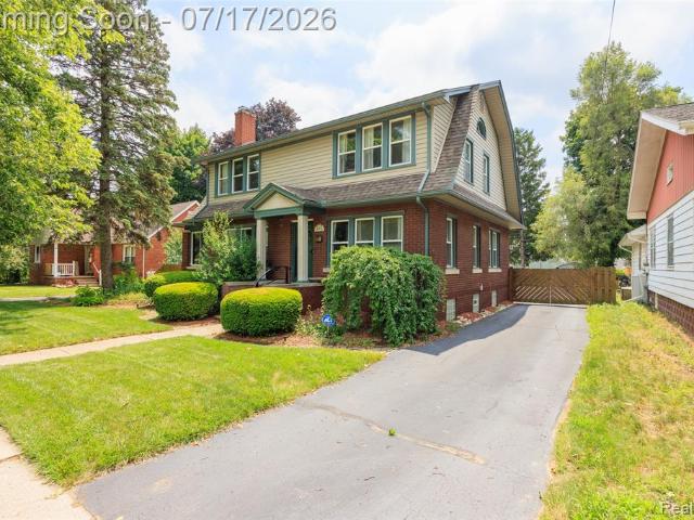 183 W Columbia Avenue