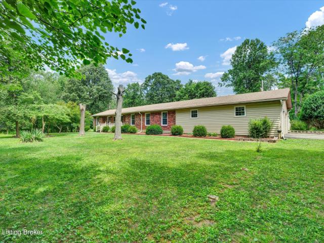 183 Vivian Way