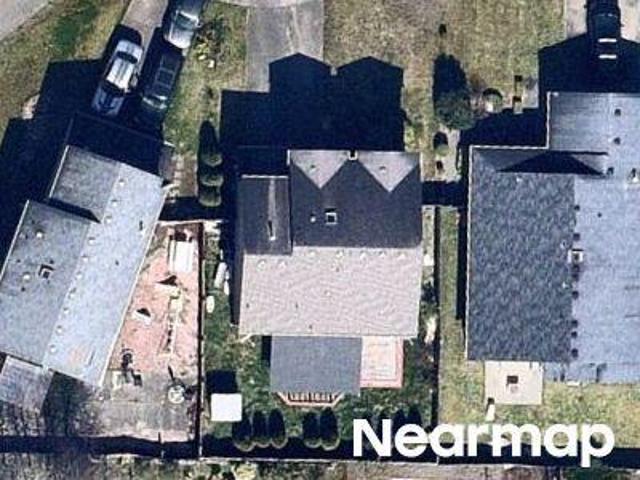 183rd Street Ct E