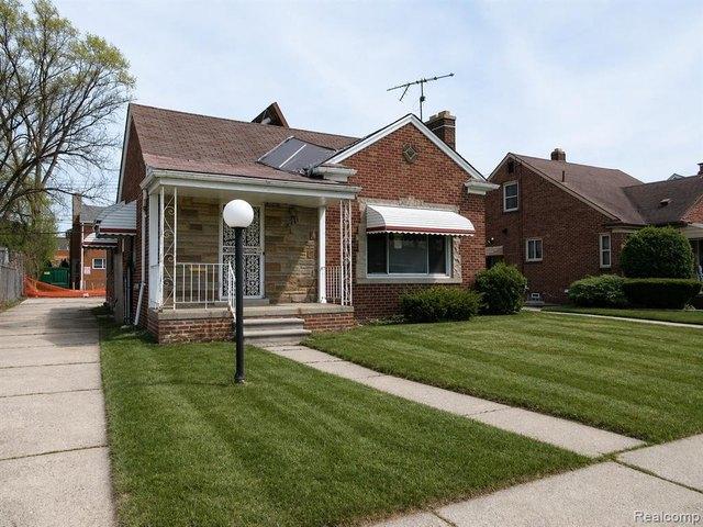 18444 Albion St, Detroit, MI 48234