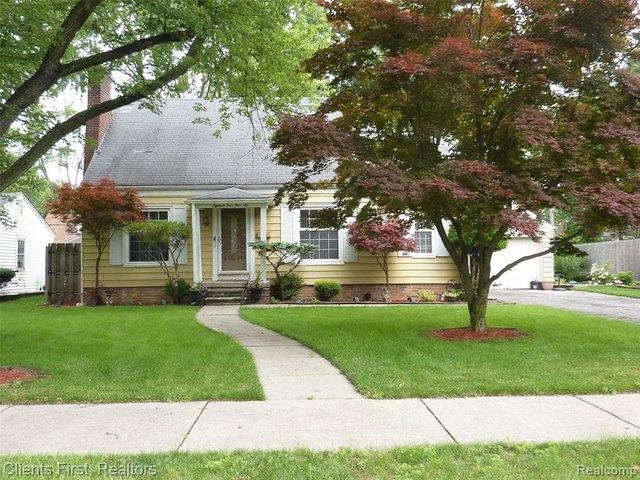 18446 Westhaven Ave, Southfield, MI 48075