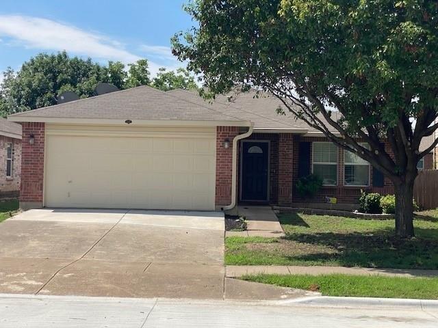 1844 Shasta View Dr, Fort Worth, TX 76247