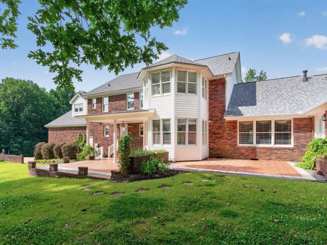 1844 Twin Bridge Road