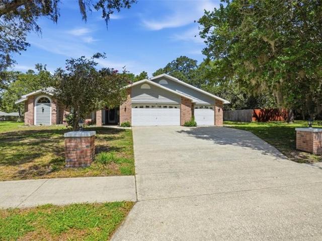 18451 Winding Oaks Blvd, Hudson, FL 34667