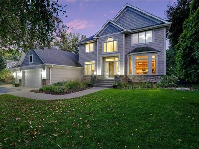 18458 Erin Bay, Eden Prairie, MN 55347