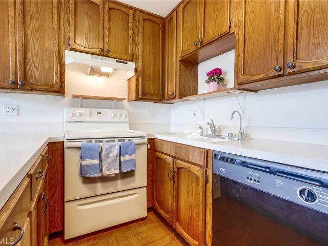 1845 Anaheim Avenue 16C