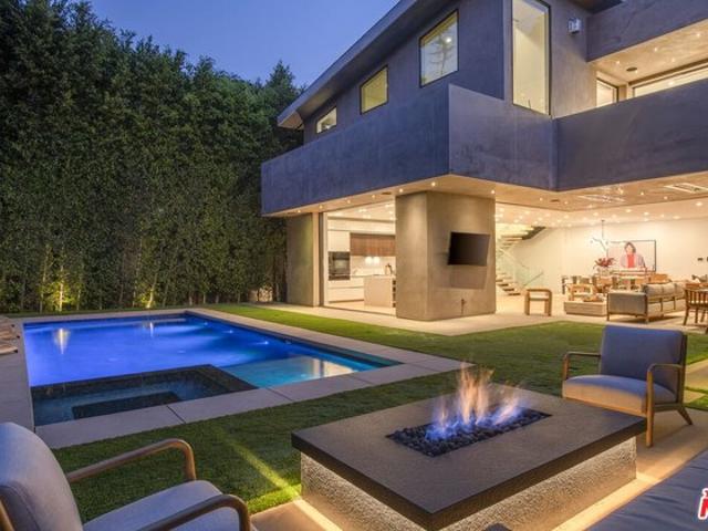 1845 Coldwater Canyon Dr, Beverly Hills, CA 90210