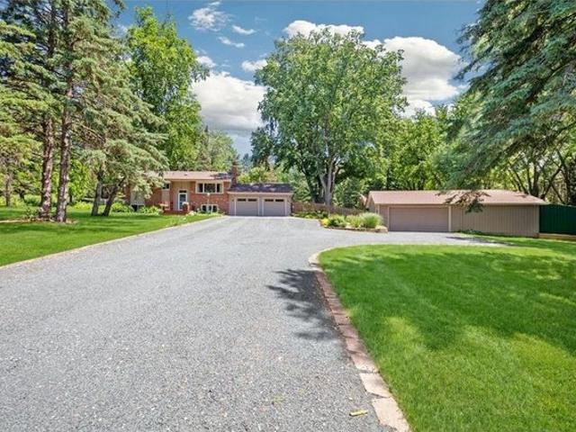 1845 Hillside Ct N, West Lakeland, MN 55082