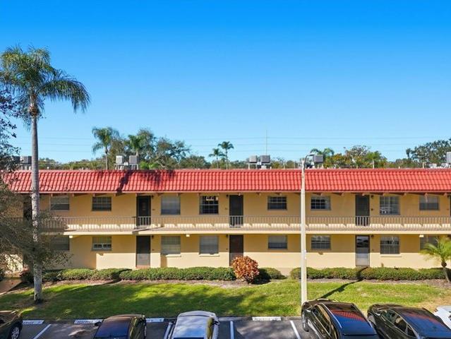 1845 S Highland Ave Apt 5 11, Clearwater, FL 33756