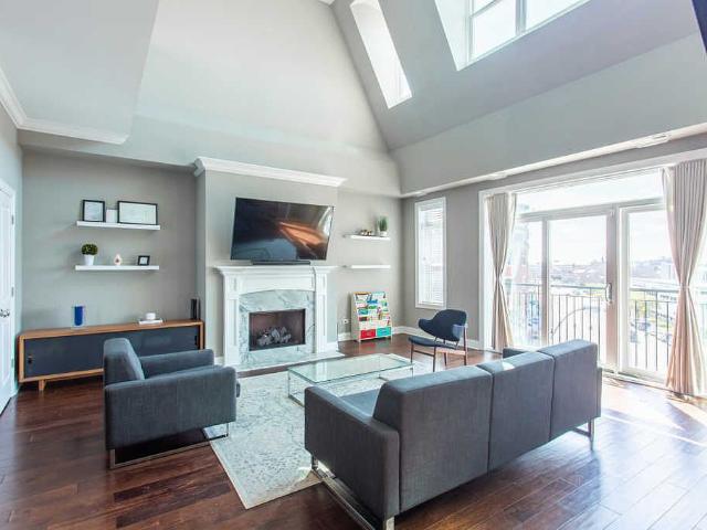 1845 S State St, Unit 4, Chicago, IL 60616 | MLS #12623 | Compass