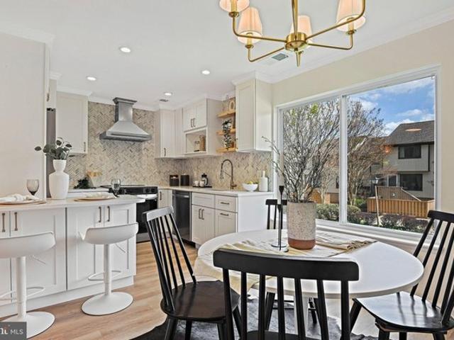 1845 Westwind Way Unit 74, McLean, VA 22102