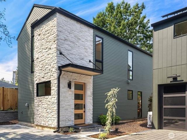 1845 4th St, Kirkland, WA 98033