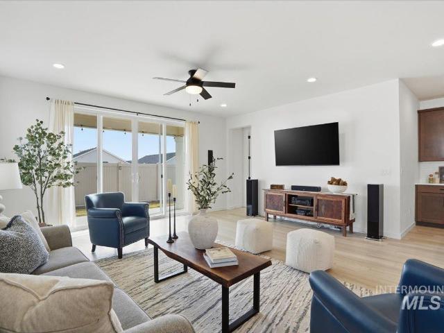 18466 N Geranium Way, Nampa, ID 83687 | MLS #98974 | Compass