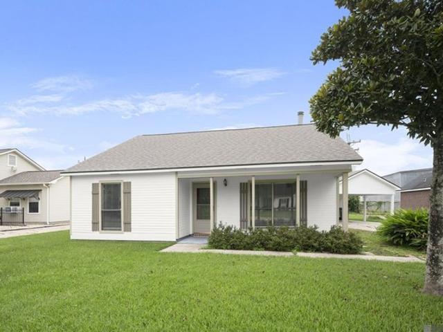 18468 Perkins Oak Rd, Prairieville, LA 70769