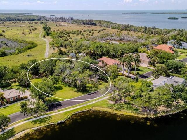 1846 Amberwynd Cir W, Palmetto, FL 34221