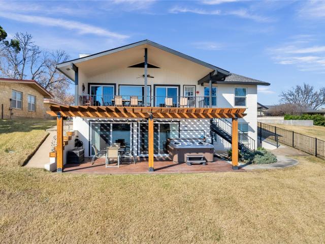 1846 Bluebonnet Ln