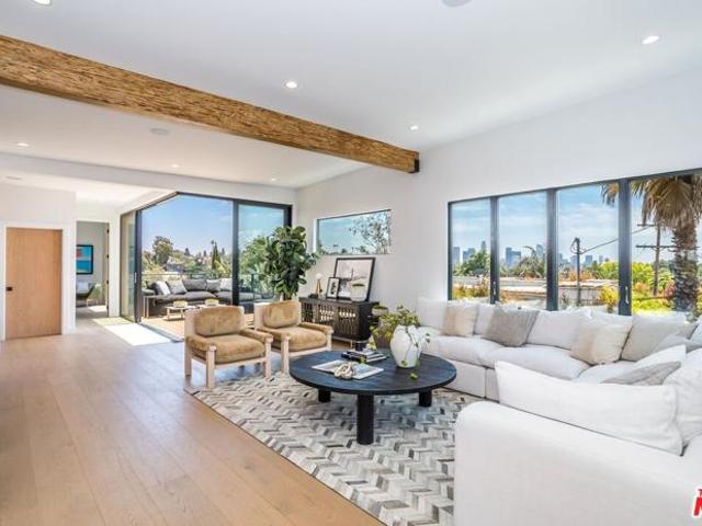 1846 Lemoyne St, Los Angeles, CA 90026