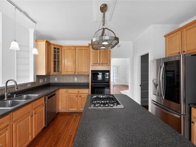 1846 Runner Stone Drive
