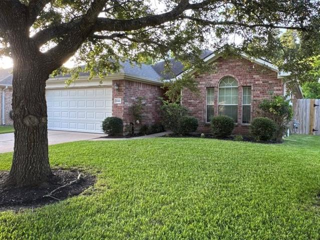 1846 Sherwood Forest Cir, League City, TX 77573
