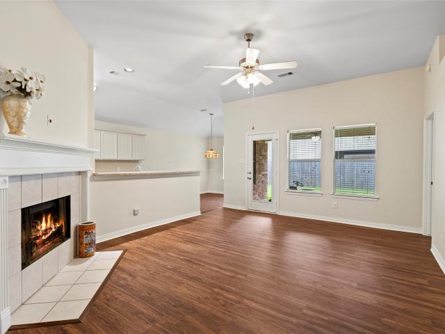 1846 Sherwood Forest Circle