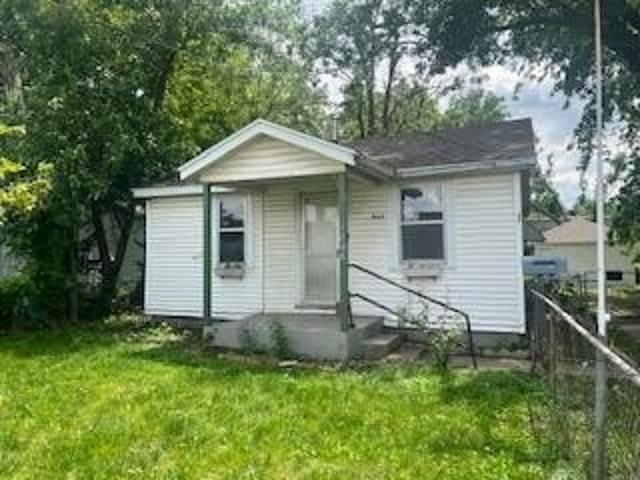 1846 W Division St, Springfield, MO 65802