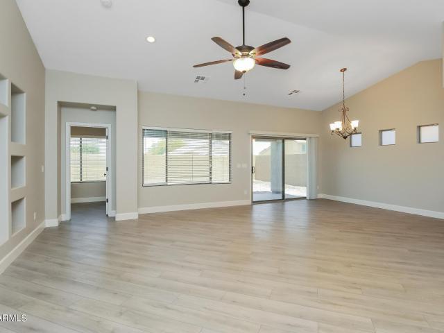 1846 W Half Moon Circle