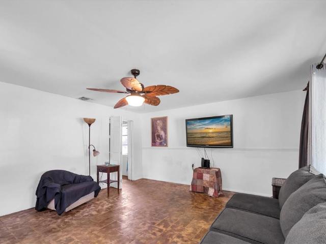 1846 51st St S, Gulfport, FL 33707 | MLS #TB8492 | Compass