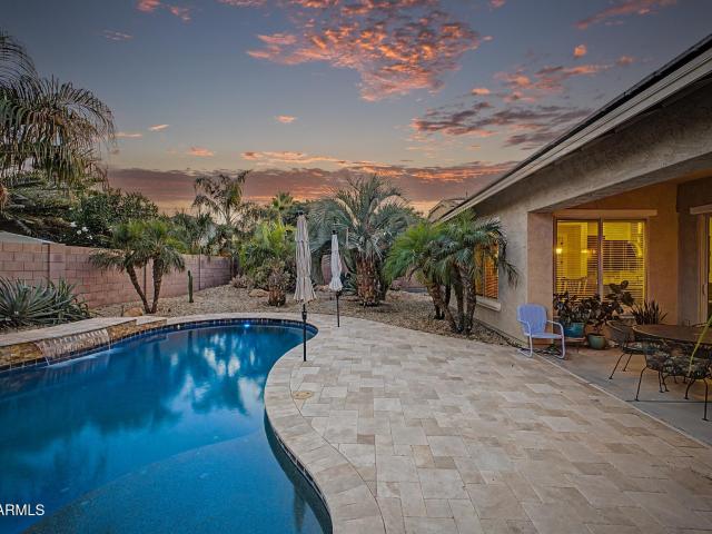 18471 w paradise lane