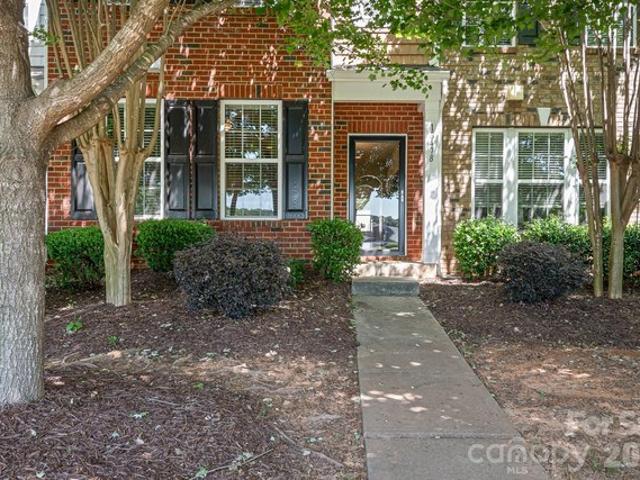 18478 W Catawba Ave, Cornelius, NC 28031