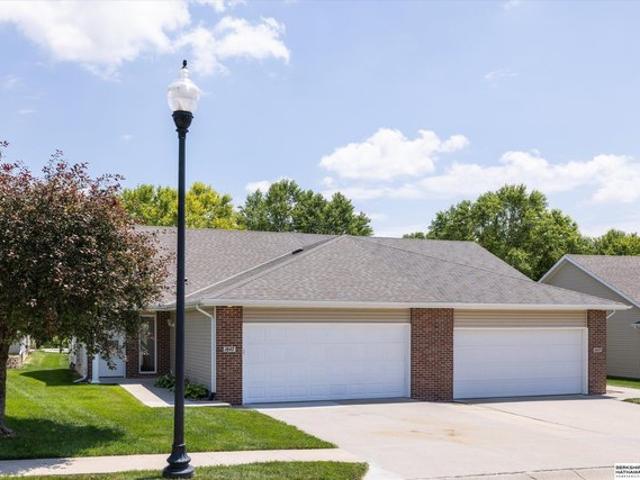 1847 N 175th Ct, Omaha, NE 68118