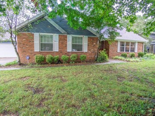 1847 E Wheeler Ave, Fayetteville, AR 72703