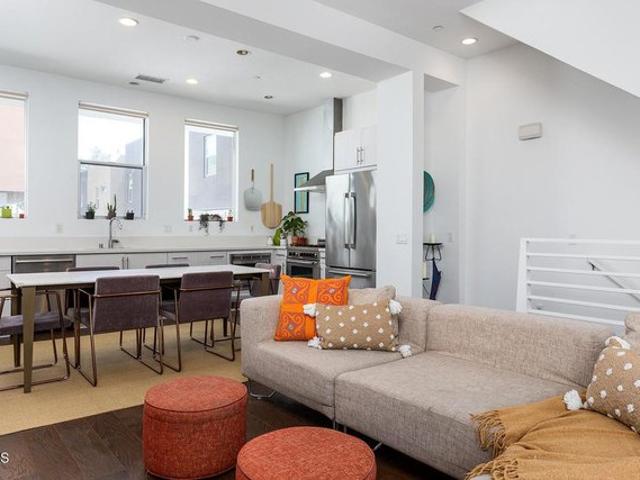 1847 Silent Era Dr, Los Angeles, CA 90026