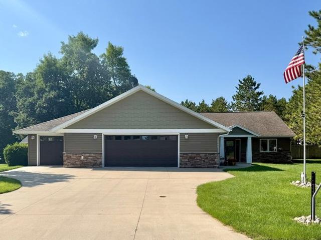 1847 Spruce Grove Trl, Detroit Lakes, MN 56501