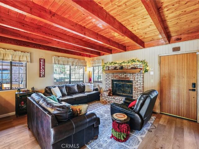 1847 Thrush Road