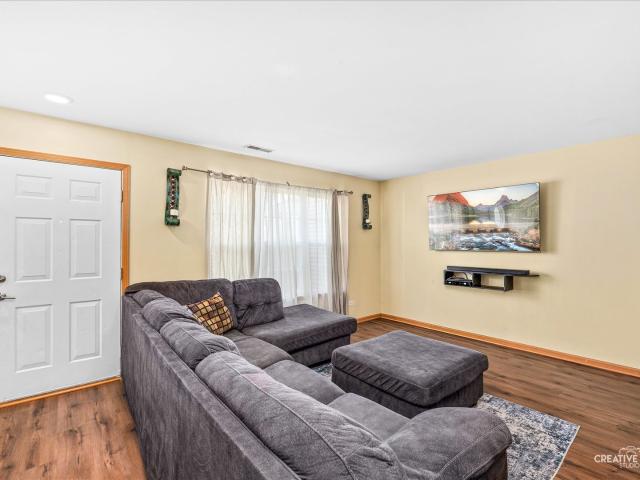 1847 Towhee Court