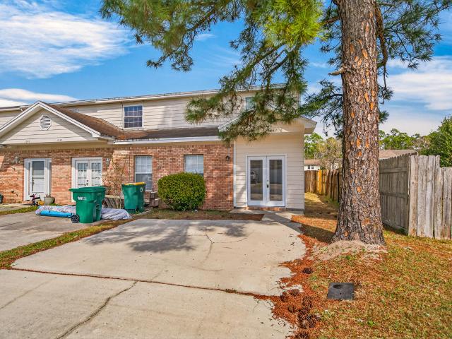 1847 Whispering Oaks Ln, Fort Walton Beach, FL 32547 | MLS #997331 | Compass