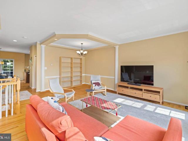 18489 Sierra Springs Square