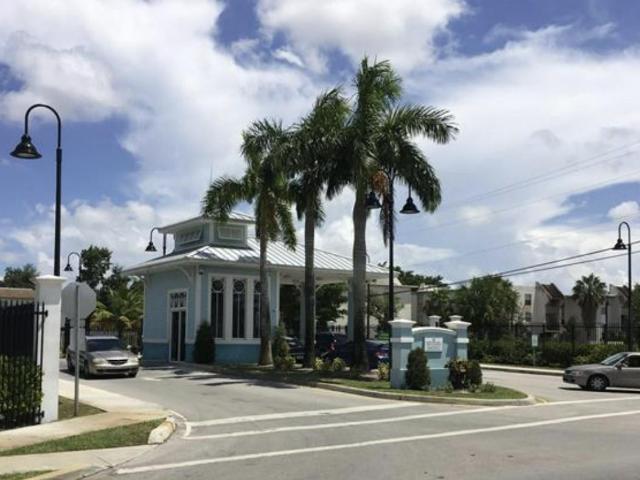 1848 NW 55th Ave, Unit 4X, Lauderhill, FL 33313 | MLS #B26003