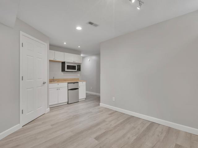 1848 Anderson Court
