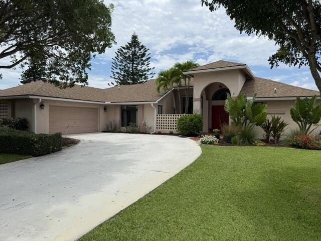 1848 Lynton Cir, Wellington, FL 33414