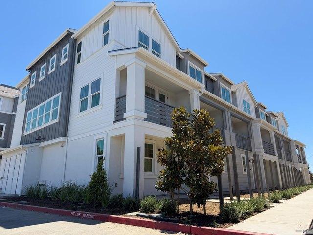 18493 Azul Ln, Morgan Hill, CA 95037