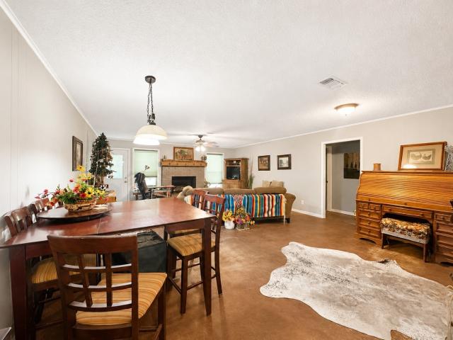 18493 Fm 1155 E