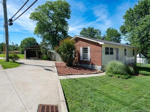 1849 McDonald Ln, New Albany, IN 47150