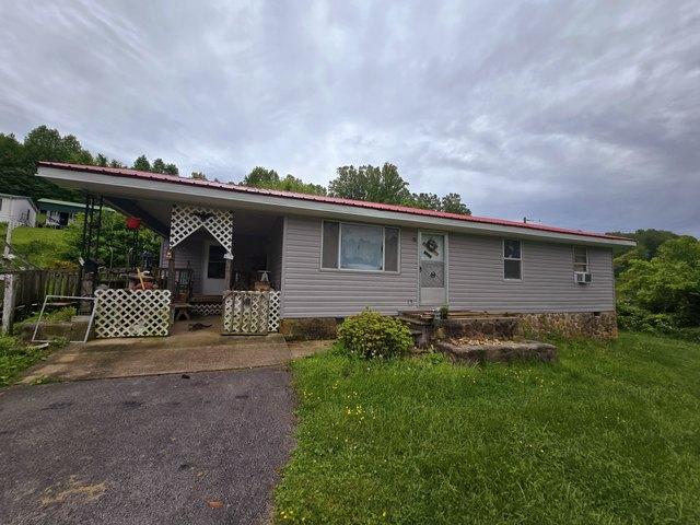 1849 Old Harlan Rd, Jonesville, VA 24263