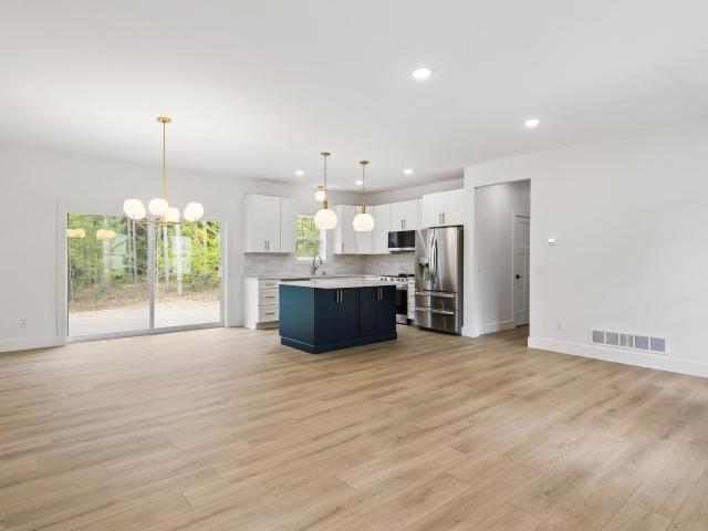 1849 Cascade Trail # 7