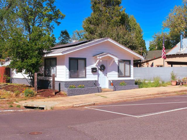 18400 Chestnut Ave, Tuolumne, CA 95379 | MLS #41130 | Compass