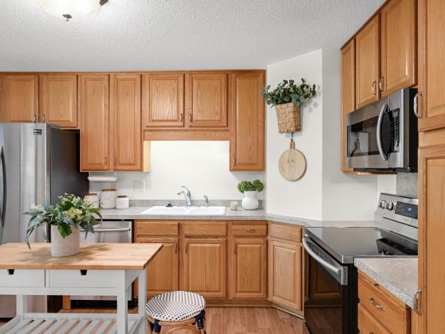18400 Euclid Street # 357