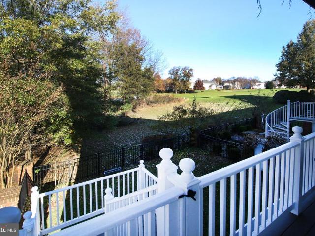 18400 Lanier Island Square