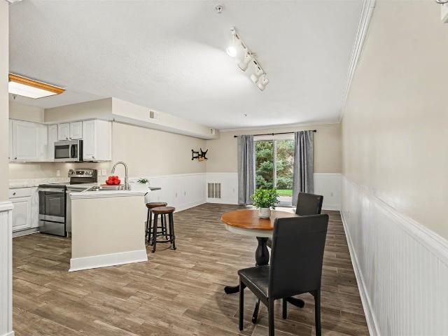 18400 N Ridge Court # 7